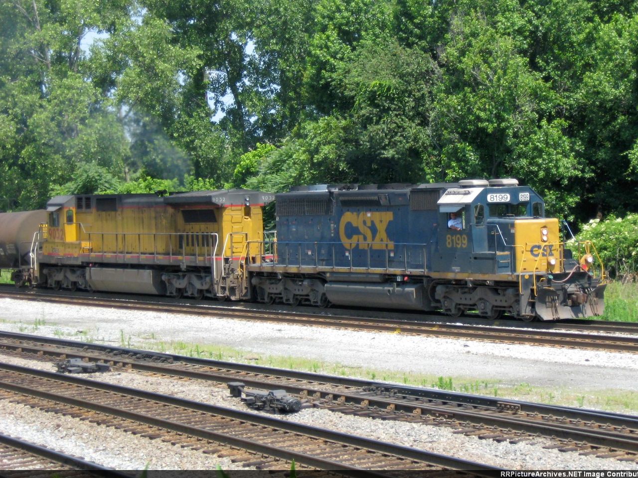 CSX 8199